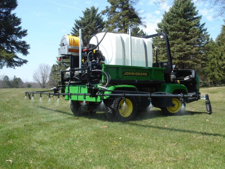 15′, 18′, & 20′ Manual Folding Boom (Turf) – Frost Inc