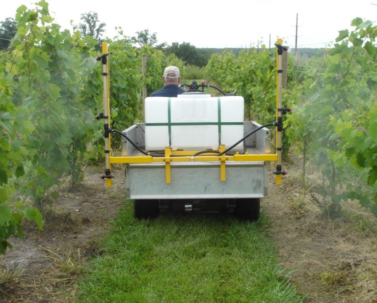 Vineyard 50 Gallon Sprayer – Frost Inc